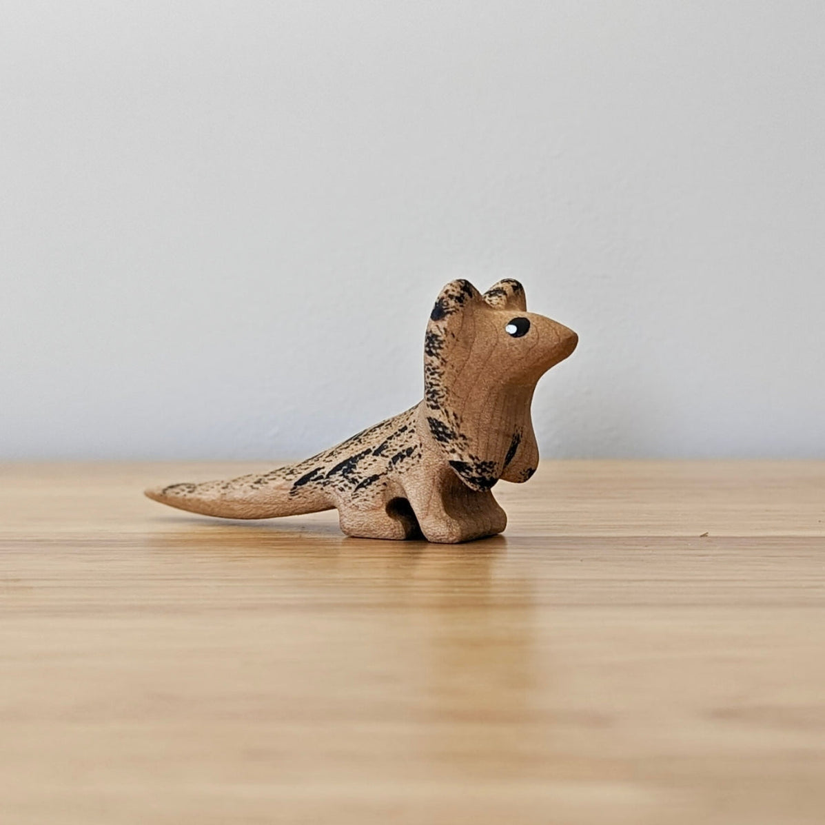 NOM Handcrafted Wooden Toy Frill Neck Lizard - Mercurius Australia