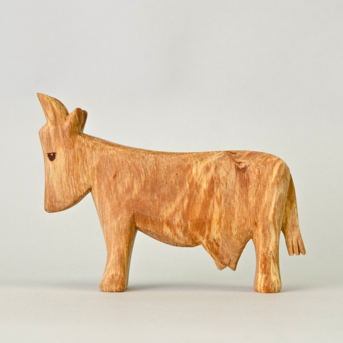 Predan Cow Standing - Mercurius Australia